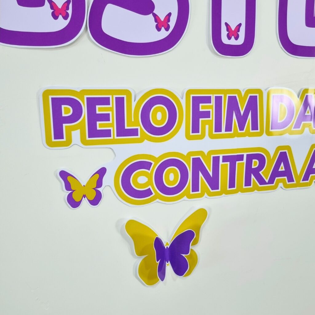 Painel - Agosto Lilás - Alfabeteca ABC